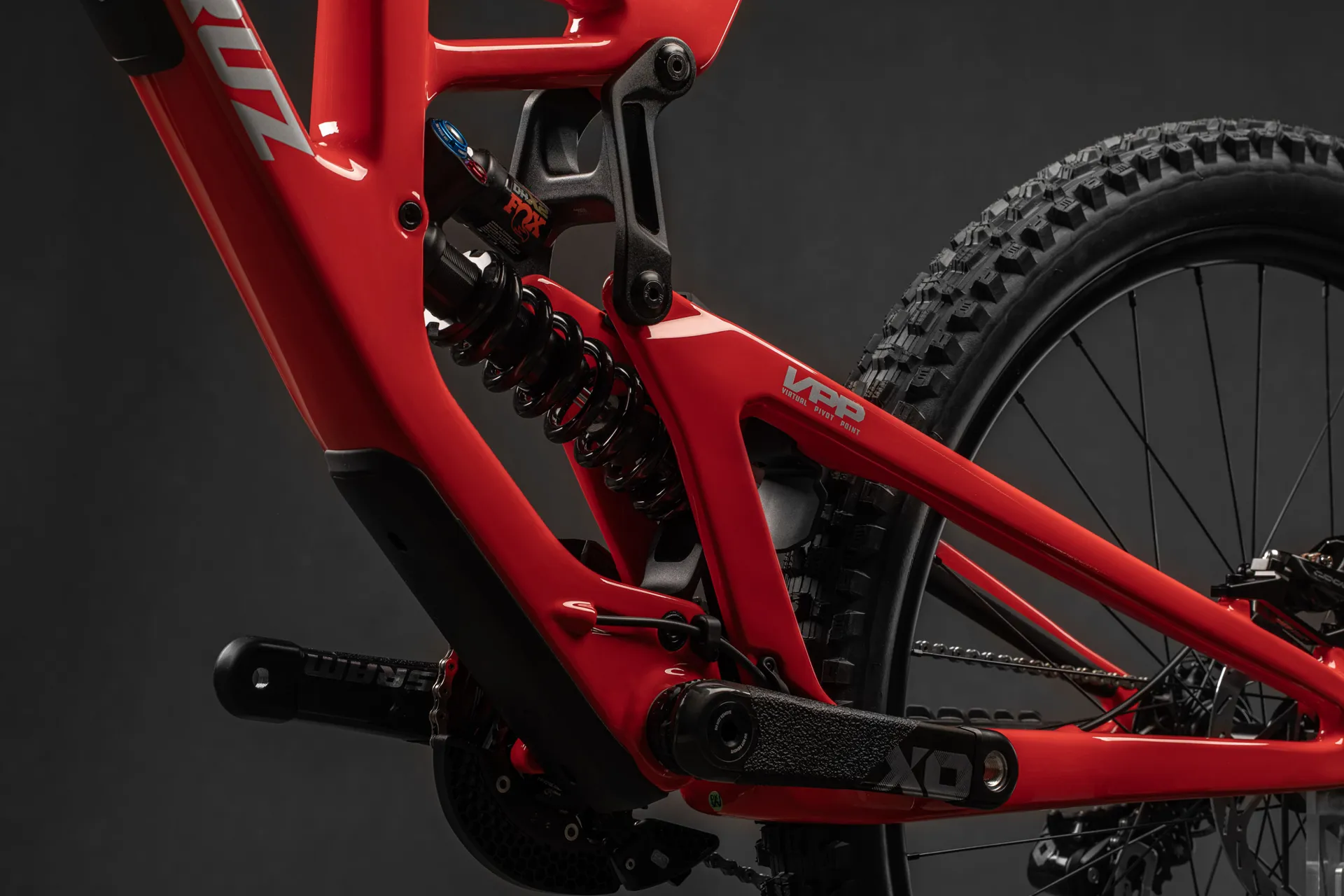 2024 Santa Cruz V10 CC X01 - Gloss Red